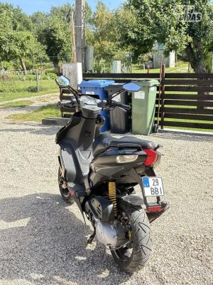 Aprilia SR 2015 in Radviliskis, with an engine capacity of 0.00 L and mileage of 0 thousand km for 1330 €, photo 3 on AUTOMOTO.COM.LV