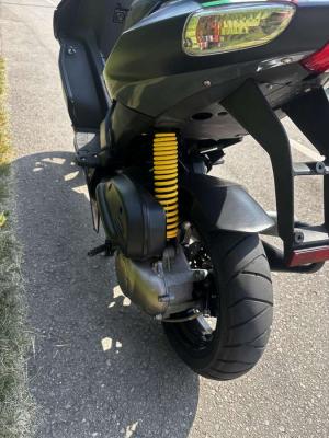 Aprilia SR 2015 in Kaunas, with an engine capacity of 50.00 L and mileage of 10 thousand km for 1650 €, photo 5 on AUTOMOTO.COM.LV