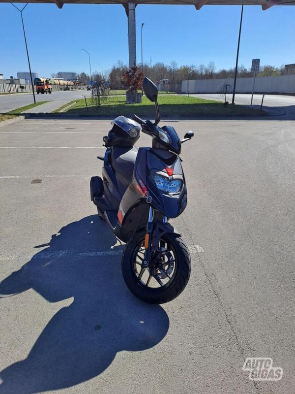 Aprilia SR 2016 Viļņa, ar dzinēja tilpumu 0.00 L un nobraukumu 0 tūkst. km par 1150 €, foto 7 vietnē AUTOMOTO.COM.LV