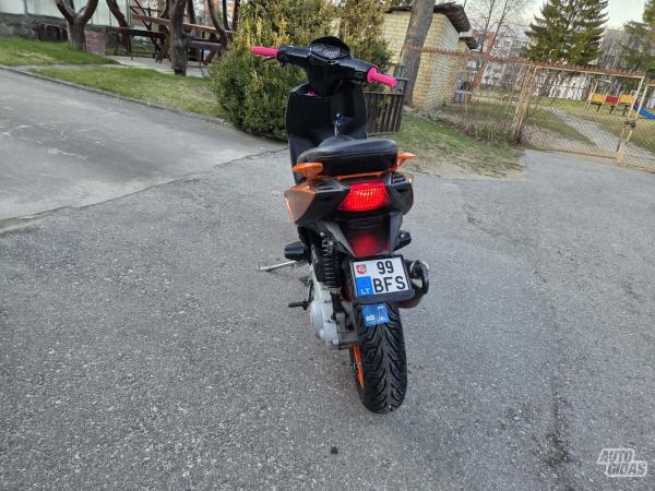 Aprilia SR 2017 in Vilnius, with an engine capacity of 0.00 L and mileage of 0 thousand km for 1550 €, photo 4 on AUTOMOTO.COM.LV