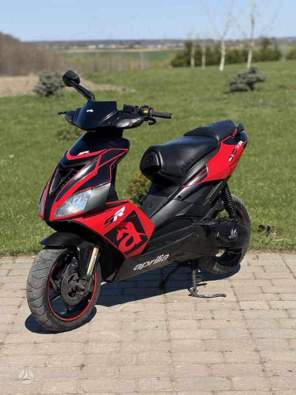 Aprilia SR 2017 in Alytus, with an engine capacity of 49.00 L and mileage of 23 thousand km for 2000 €, photo 1 on AUTOMOTO.COM.LV