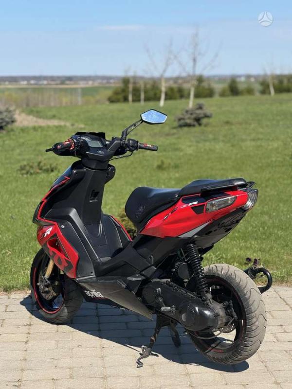 Aprilia SR 2017 in Alytus, with an engine capacity of 49.00 L and mileage of 23 thousand km for 2000 €, photo 4 on AUTOMOTO.COM.LV