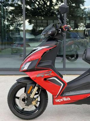 Aprilia SR 2017 Panevēža, ar dzinēja tilpumu 50.00 L un nobraukumu 7 tūkst. km par 1850 €, foto 8 vietnē AUTOMOTO.COM.LV