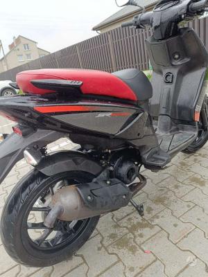 Aprilia SR 2017 in Kretinga, with an engine capacity of 50.00 L and mileage of 8 thousand km for 1450 €, photo 4 on AUTOMOTO.COM.LV