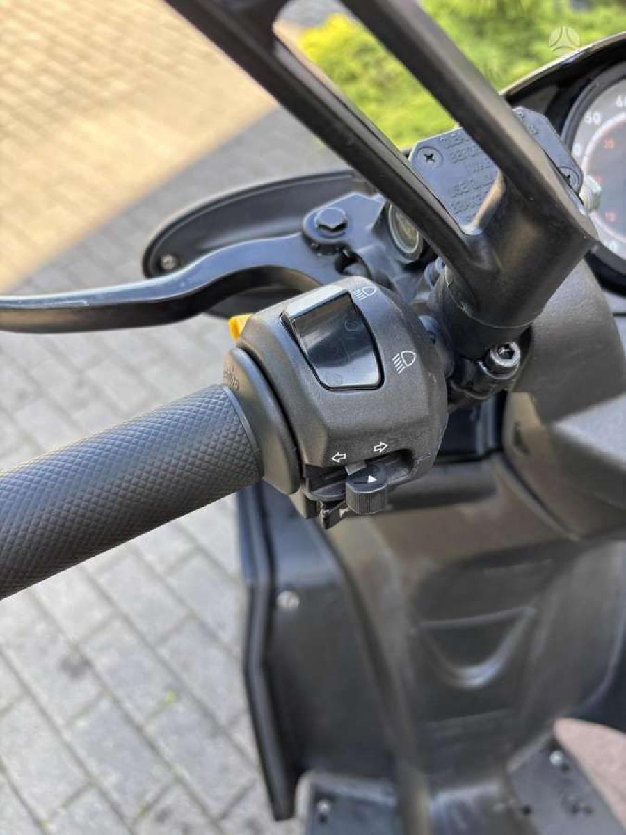 Aprilia SR 2018 in Klaipeda, with an engine capacity of 50.00 L and mileage of 7 thousand km for 1650 €, photo 12 on AUTOMOTO.COM.LV