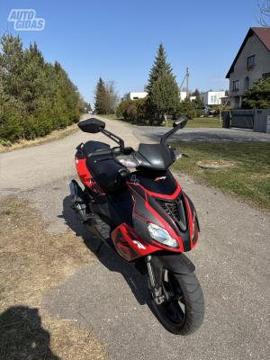 Aprilia SR 2019 in Kaunas, with an engine capacity of 0.05 L and mileage of 3 thousand km for 2050 €, photo  on AUTOMOTO.COM.LV