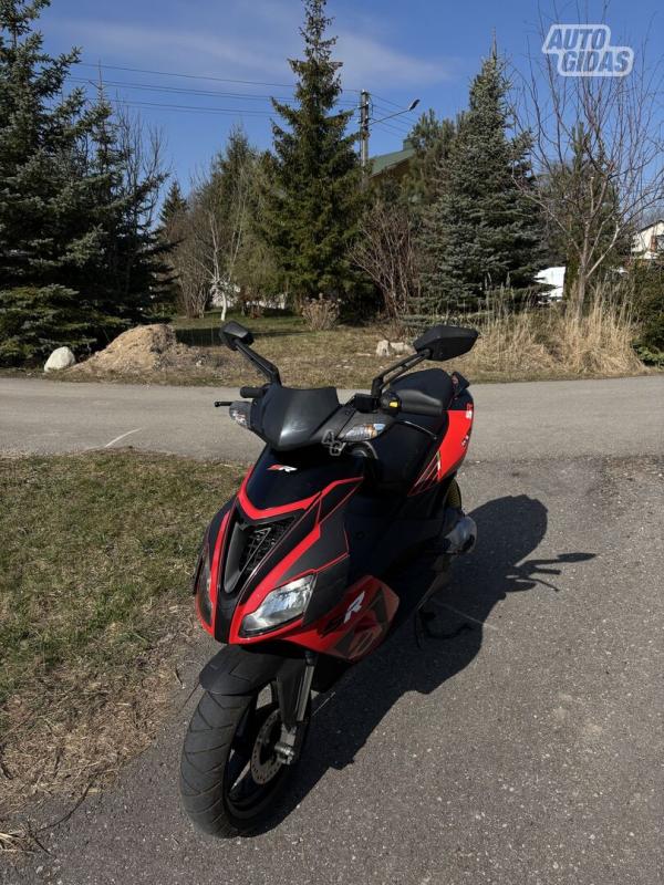 Aprilia SR 2019 in Kaunas, with an engine capacity of 0.05 L and mileage of 3 thousand km for 2050 €, photo 2 on AUTOMOTO.COM.LV