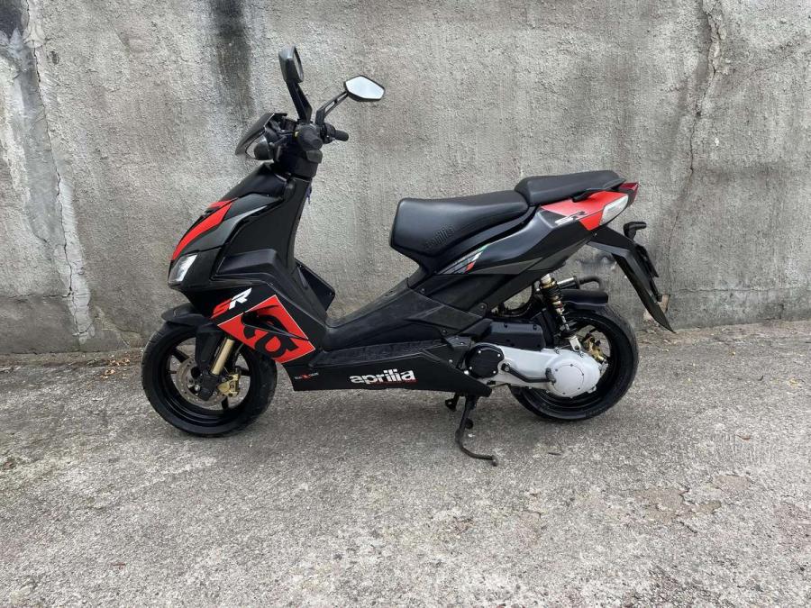 Aprilia SR 2019 in Vilnius, with an engine capacity of 49.00 L and mileage of 6 thousand km for 2050 €, photo 5 on AUTOMOTO.COM.LV