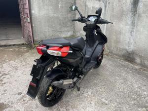 Aprilia SR 2019 in Vilnius, with an engine capacity of 49.00 L and mileage of 6 thousand km for 2050 €, photo 6 on AUTOMOTO.COM.LV