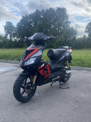 Aprilia SR 2020 Kretinga, ar dzinēja tilpumu 0.00 L un nobraukumu 0 tūkst. km par 2100 €, foto  vietnē AUTOMOTO.COM.LV