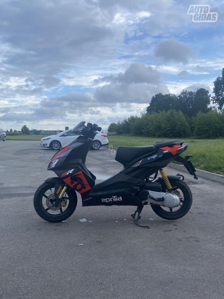Aprilia SR 2020 Kretinga, ar dzinēja tilpumu 0.00 L un nobraukumu 0 tūkst. km par 2100 €, foto 5 vietnē AUTOMOTO.COM.LV