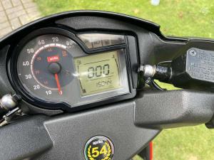 Aprilia SR 2020 Kauņa, ar dzinēja tilpumu 49.00 L un nobraukumu 15 tūkst. km par 1850 €, foto 20 vietnē AUTOMOTO.COM.LV