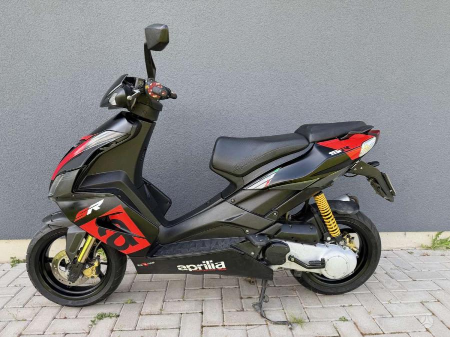 Aprilia SR 2020 in Utena, with an engine capacity of 49.00 L and mileage of 14 thousand km for 1650 €, photo 3 on AUTOMOTO.COM.LV