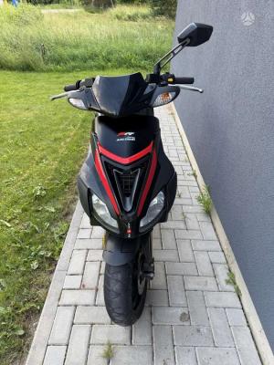 Aprilia SR 2020 in Utena, with an engine capacity of 49.00 L and mileage of 14 thousand km for 1650 €, photo 6 on AUTOMOTO.COM.LV