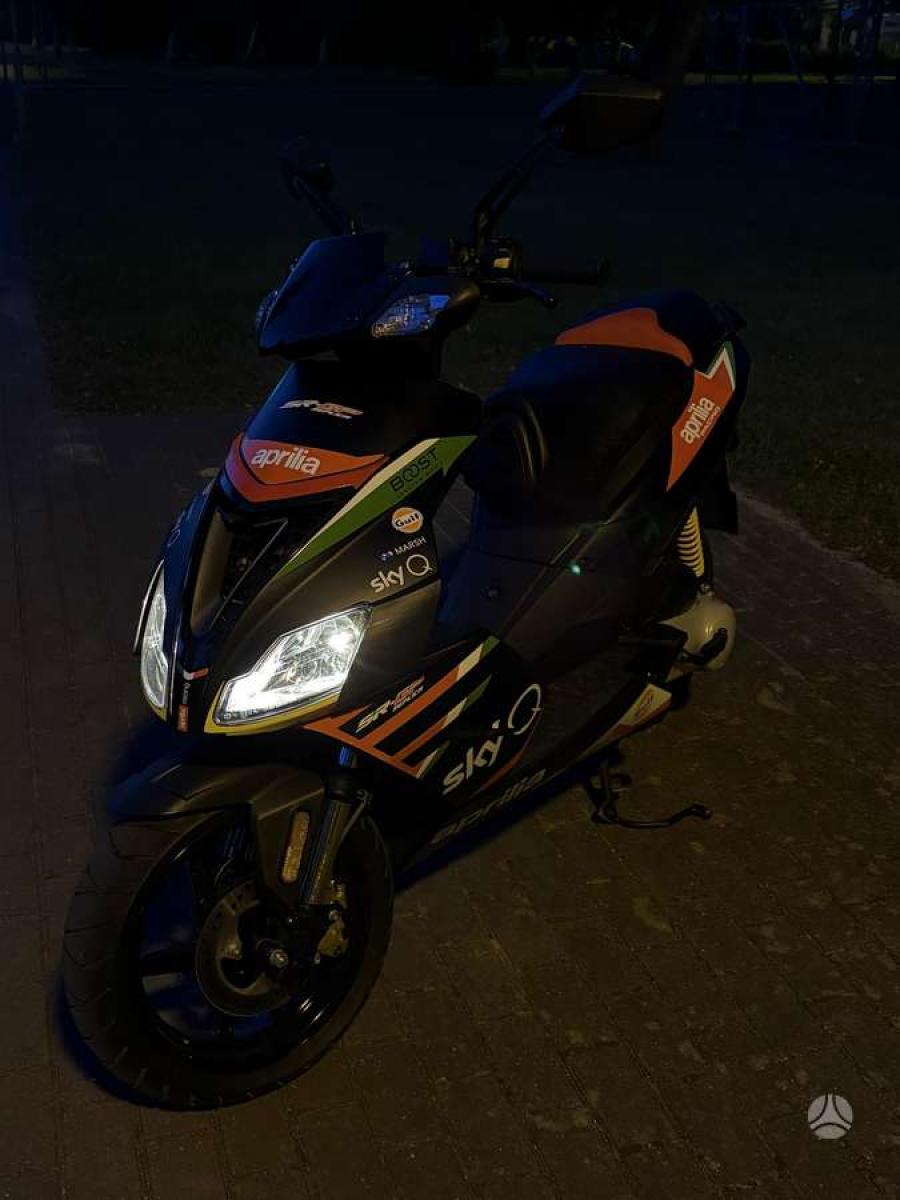Aprilia SR 2020 in Salcininkai, with an engine capacity of 49.00 L and mileage of 6 thousand km for 2100 €, photo 1 on AUTOMOTO.COM.LV