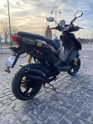 Aprilia SR 2022 in Klaipeda, with an engine capacity of 0.00 L and mileage of 0 thousand km for 2300 €, photo 4 on AUTOMOTO.COM.LV