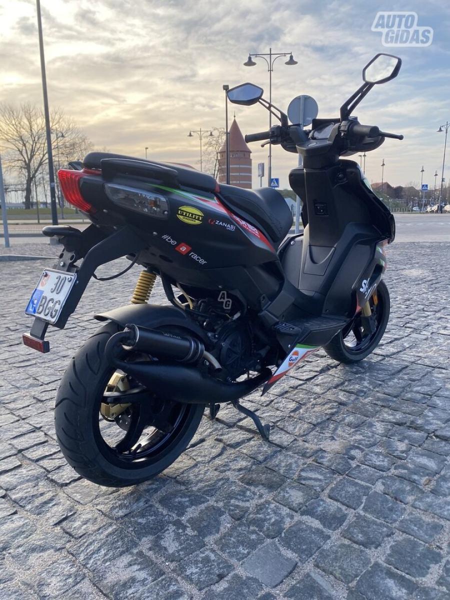 Aprilia SR 2022 in Klaipeda, with an engine capacity of 0.00 L and mileage of 0 thousand km for 2300 €, photo 4 on AUTOMOTO.COM.LV