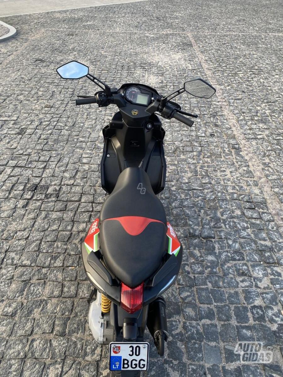Aprilia SR 2022 in Klaipeda, with an engine capacity of 0.00 L and mileage of 0 thousand km for 2300 €, photo 6 on AUTOMOTO.COM.LV