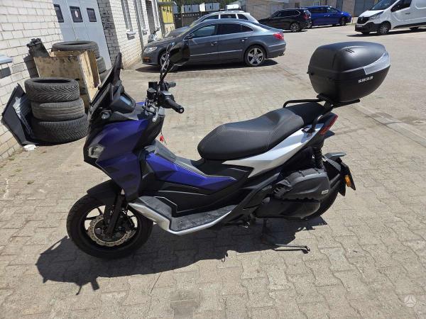 Aprilia SR 2022 Viļņa, ar dzinēja tilpumu 0.13 L un nobraukumu 8 tūkst. km par 2450 €, foto 5 vietnē AUTOMOTO.COM.LV