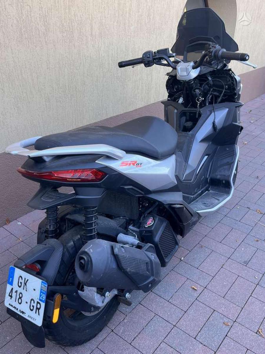 Aprilia SR 2022 in Taurage, with an engine capacity of 0.13 L and mileage of 10 thousand km for 1550 €, photo 6 on AUTOMOTO.COM.LV