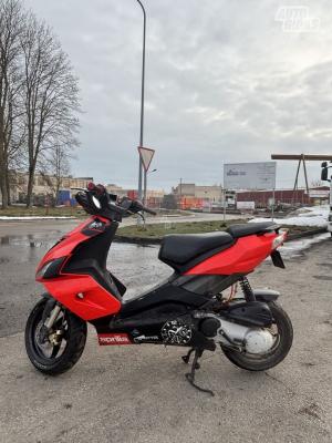 Sarkans Aprilia SR 2008 Radviliškis, ar dzinēja tilpumu 0.00 L un nobraukumu 0 tūkst. km par 1300 €, foto 4 vietnē AUTOMOTO.COM.LV