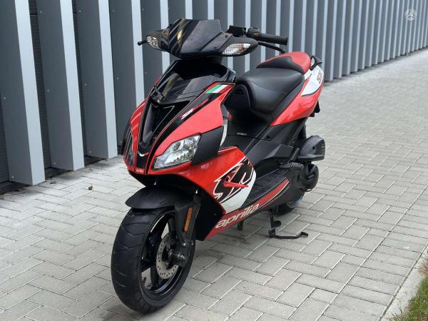 Красный Априлия SR 2011 в Паневежис, объемом двигателя 49.00 л и пробегом 17 тыс. км за 1650 €, фото 10 на AUTOMOTO.COM.LV