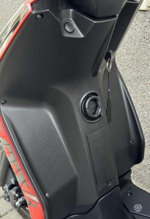 Красный Априлия SR 2021 в Мариямполе, объемом двигателя 49.00 л и пробегом 13 тыс. км за 1400 €, фото 12 на AUTOMOTO.COM.LV