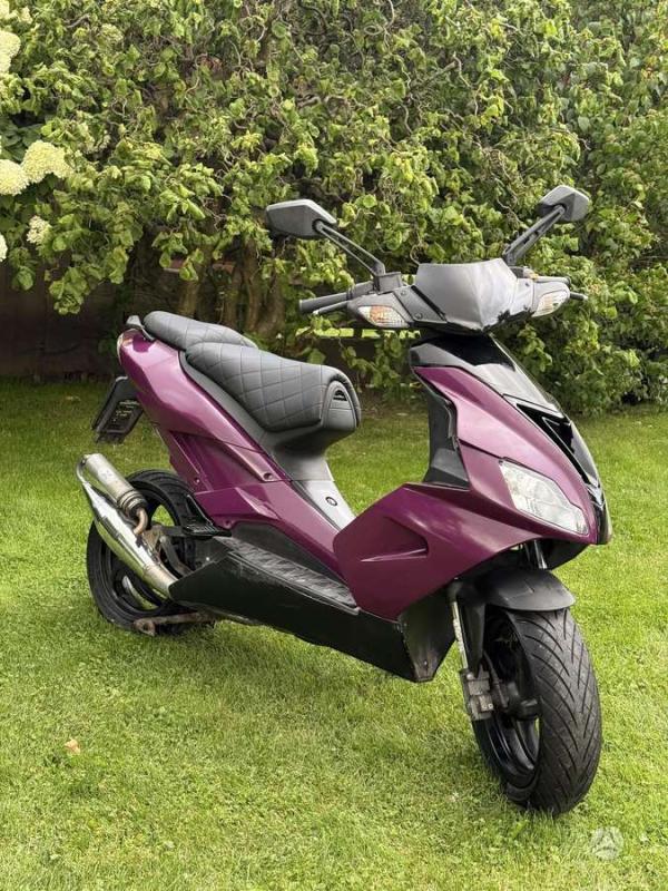 Violet Aprilia SR 2010 in Kretinga, with an engine capacity of 0.00 L and mileage of 24 thousand km for 1300 €, photo 1 on AUTOMOTO.COM.LV