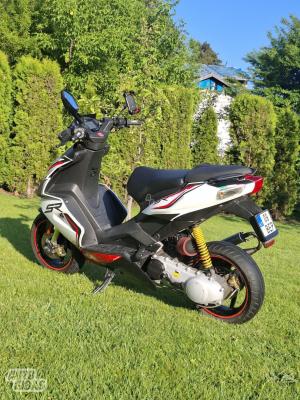 White Aprilia SR 2015 in Vilnius, with an engine capacity of 0.00 L and mileage of 0 thousand km for 1850 €, photo 6 on AUTOMOTO.COM.LV