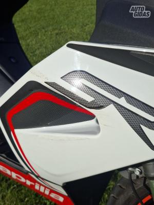 White Aprilia SR 2015 in Vilnius, with an engine capacity of 0.00 L and mileage of 0 thousand km for 1850 €, photo 10 on AUTOMOTO.COM.LV