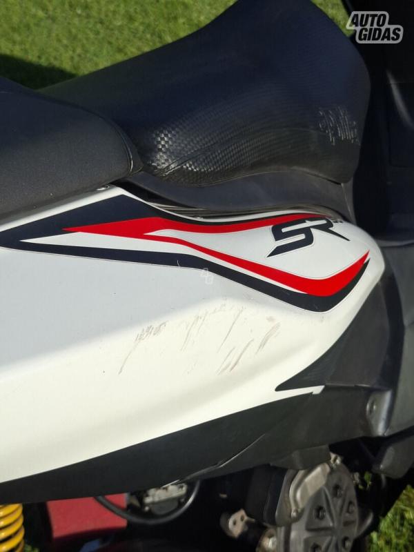 Balts Aprilia SR 2015 Viļņa, ar dzinēja tilpumu 0.00 L un nobraukumu 0 tūkst. km par 1850 €, foto 10 vietnē AUTOMOTO.COM.LV