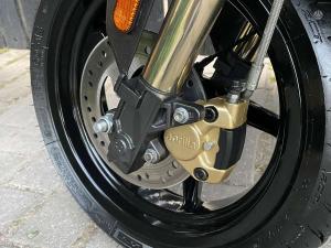 White Aprilia SR 2015 in Prienai, with an engine capacity of 0.00 L and mileage of 18 thousand km for 1790 €, photo 39 on AUTOMOTO.COM.LV