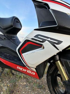 White Aprilia SR 2015 in Siauliai, with an engine capacity of 49.00 L and mileage of 19 thousand km for 1650 €, photo 4 on AUTOMOTO.COM.LV