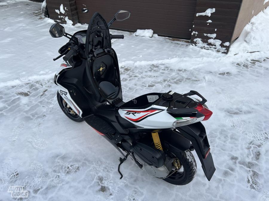 Balts Aprilia SR 2018 Prienai, ar dzinēja tilpumu 0.05 L un nobraukumu 12 tūkst. km par 1950 €, foto 15 vietnē AUTOMOTO.COM.LV