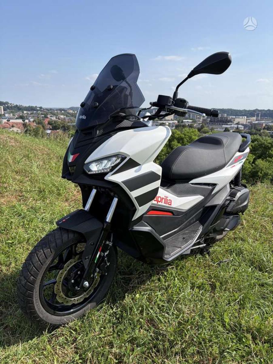 Balts Aprilia SR 2026 Kauņa, ar dzinēja tilpumu 0.13 L un nobraukumu 1 tūkst. km par 3799 €, foto 3 vietnē AUTOMOTO.COM.LV