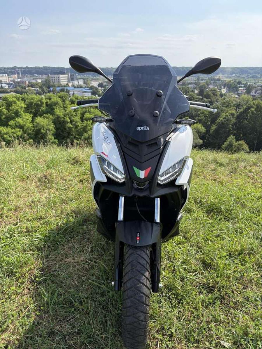 Balts Aprilia SR 2026 Kauņa, ar dzinēja tilpumu 0.13 L un nobraukumu 1 tūkst. km par 3799 €, foto 4 vietnē AUTOMOTO.COM.LV