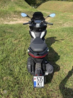 Balts Aprilia SR 2026 Kauņa, ar dzinēja tilpumu 0.13 L un nobraukumu 1 tūkst. km par 3799 €, foto 7 vietnē AUTOMOTO.COM.LV