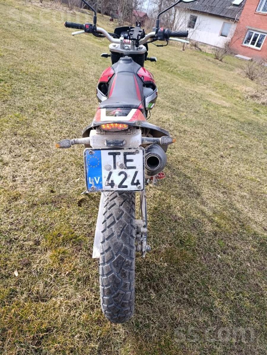 Aprilia SX 125 2018 Cēsis, ar dzinēja tilpumu 0.13 L un nobraukumu 0 tūkst. km par 2300 €, foto 5 vietnē AUTOMOTO.COM.LV