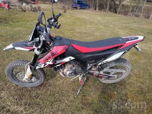 Aprilia SX 125 2018 in Cesis, with an engine capacity of 0.13 L and mileage of 0 thousand km for 2000 €, photo 4 on AUTOMOTO.COM.LV