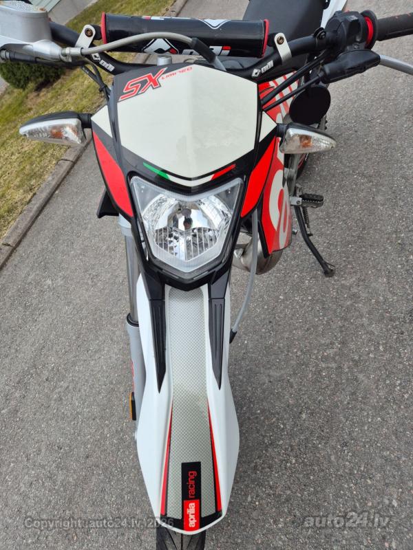 Aprilia SX 50 2015 in Viljandi, with an engine capacity of 50.00 L and mileage of 16 thousand km for 2150 €, photo 6 on AUTOMOTO.COM.LV