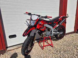 Aprilia SX 50 2018 in Viljandi, with an engine capacity of 50.00 L and mileage of 24 thousand km for 2290 €, photo 4 on AUTOMOTO.COM.LV