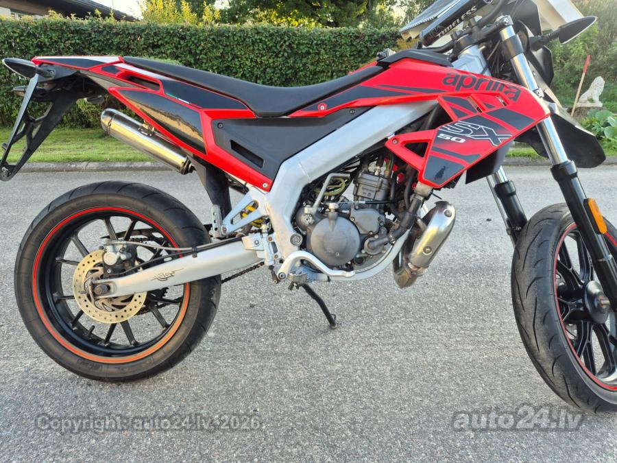 Aprilia SX 50 2018 in Viljandi, with an engine capacity of 50.00 L and mileage of 24 thousand km for 2290 €, photo 6 on AUTOMOTO.COM.LV