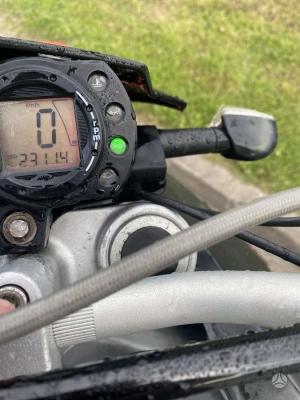 Black Aprilia SX 2009 in Kaunas, with an engine capacity of 23.11 L and mileage of 23 thousand km for 1500 €, photo 20 on AUTOMOTO.COM.LV