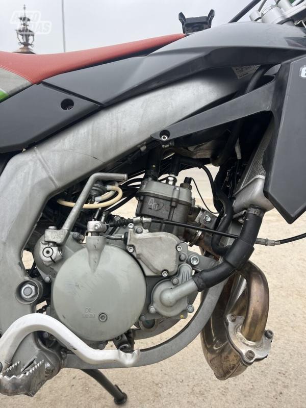 Melns Aprilia SX 2017 Ukmergė, ar dzinēja tilpumu 0.05 L un nobraukumu 58 tūkst. km par 1500 €, foto 2 vietnē AUTOMOTO.COM.LV