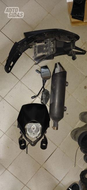 Black Aprilia SX 2018 in Panevezys, with an engine capacity of 0.13 L and mileage of 9 thousand km for 2100 €, photo 6 on AUTOMOTO.COM.LV