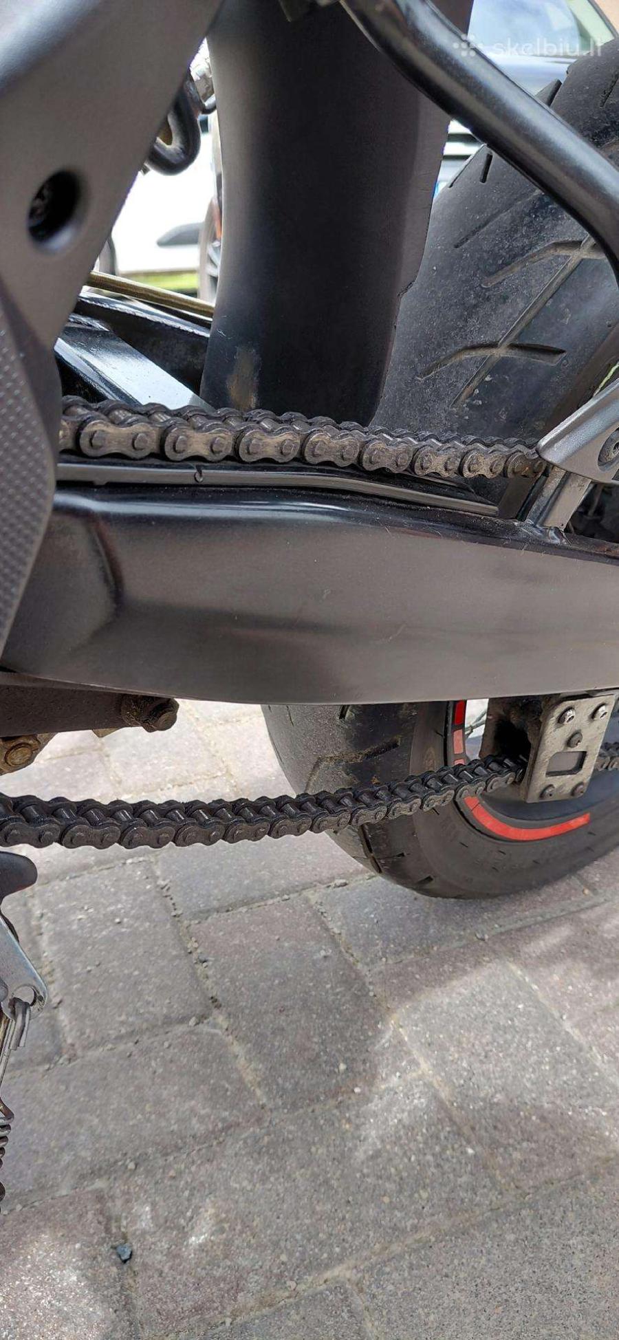 Черный Априлия SX 2018 в Паневежис, объемом двигателя 0.13 л и пробегом 8 тыс. км за 1900 €, фото 13 на AUTOMOTO.COM.LV