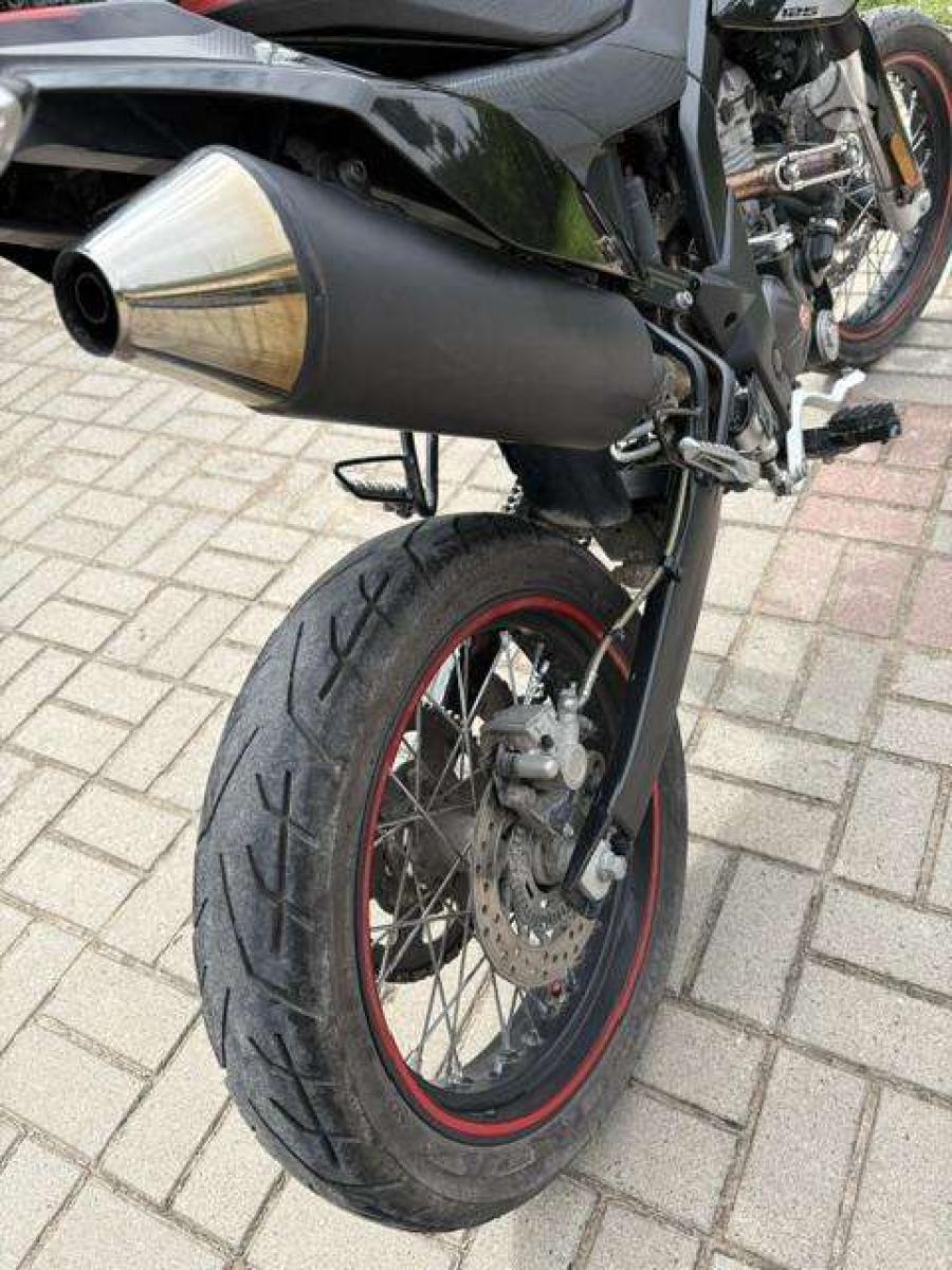 Melns Aprilia SX 2020 Šauļi, ar dzinēja tilpumu 0.13 L un nobraukumu 21 tūkst. km par 2200 €, foto 6 vietnē AUTOMOTO.COM.LV