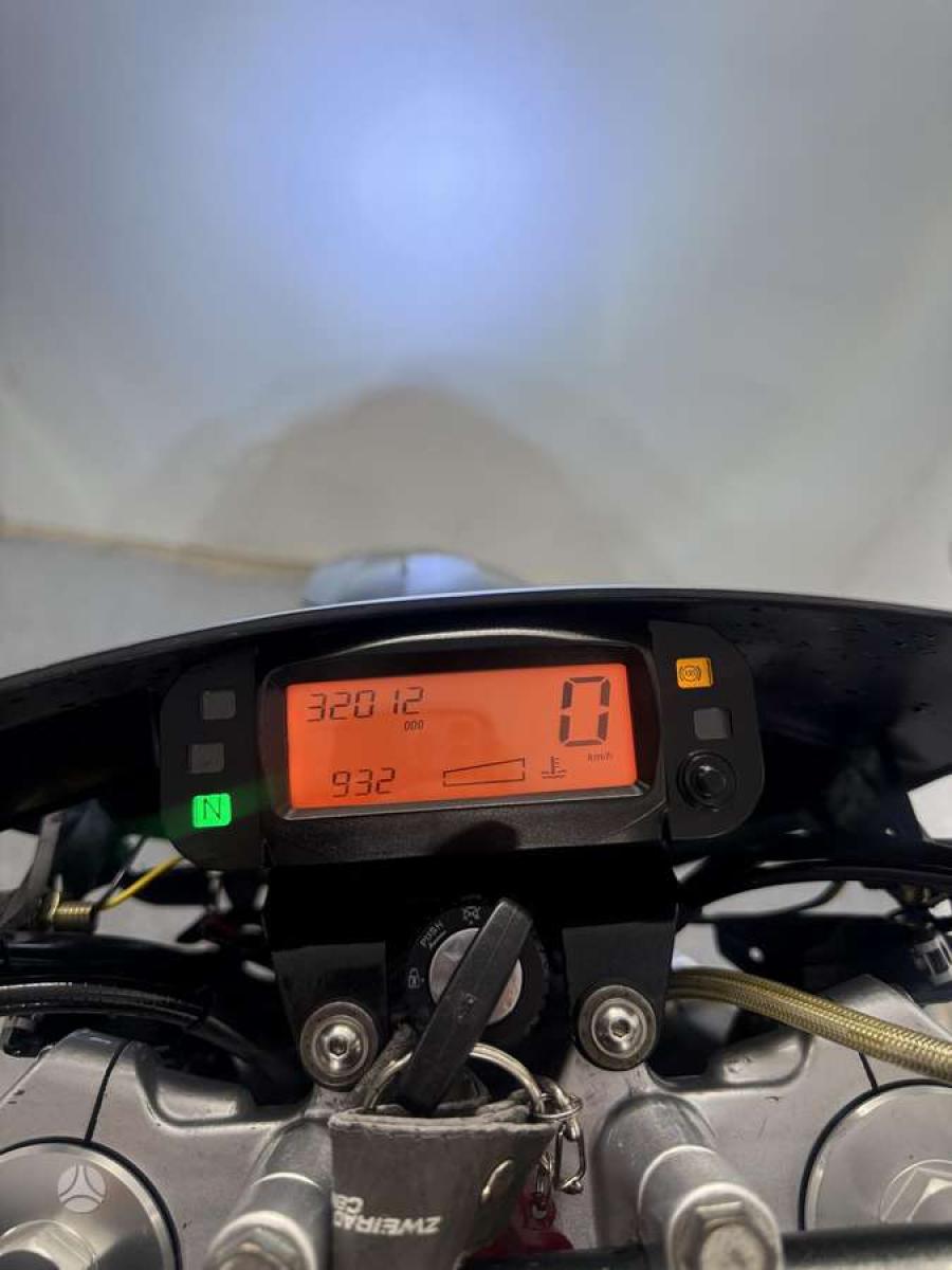 Melns Aprilia SX 2021 Marijampole, ar dzinēja tilpumu 0.13 L un nobraukumu 32 tūkst. km par 1550 €, foto 25 vietnē AUTOMOTO.COM.LV