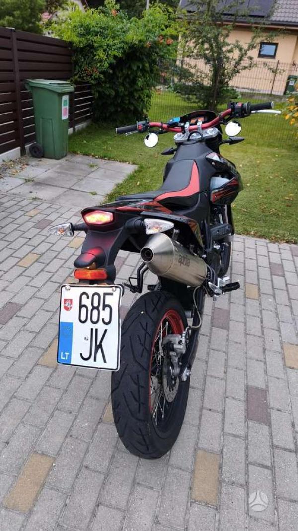 Melns Aprilia SX 2021 Kauņa, ar dzinēja tilpumu 0.12 L un nobraukumu 7 tūkst. km par 2950 €, foto 4 vietnē AUTOMOTO.COM.LV