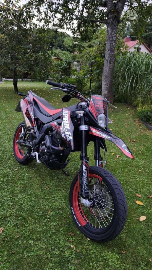 Melns Aprilia SX 2021 Kauņa, ar dzinēja tilpumu 0.12 L un nobraukumu 7 tūkst. km par 2950 €, foto 9 vietnē AUTOMOTO.COM.LV
